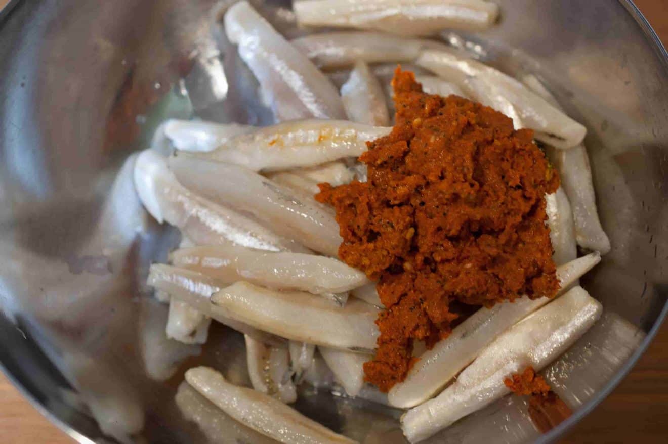 Kerala Netholi Fry (Anchovy Fry | Kozhuva Fry | Nethili Fry) Recipe