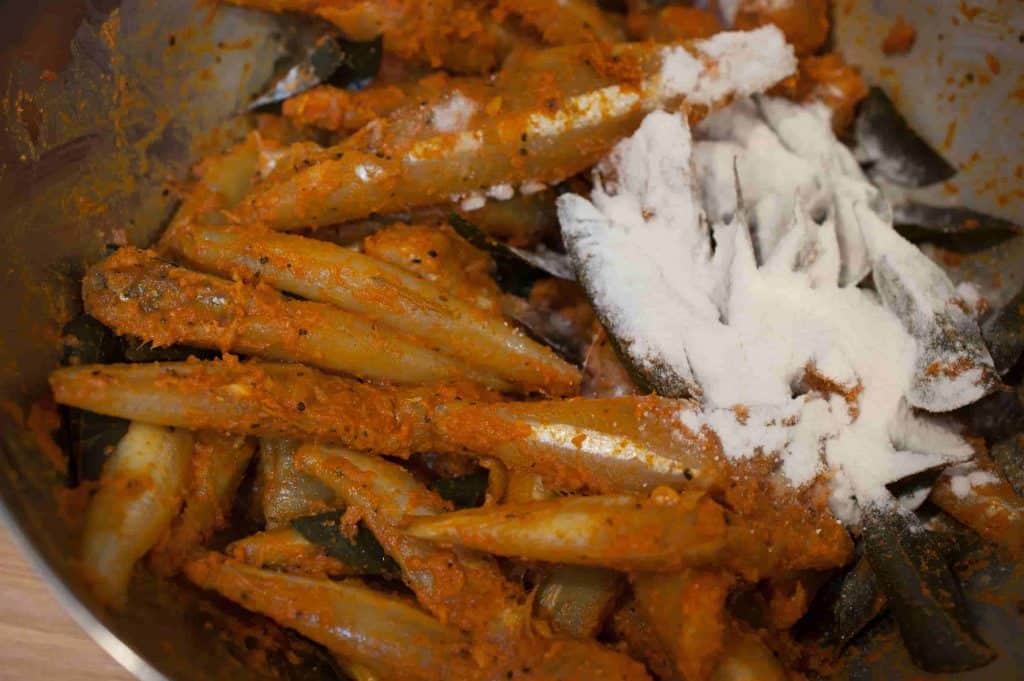 Kerala Netholi Fry (Anchovy Fry | Kozhuva Fry | Nethili Fry) Recipe