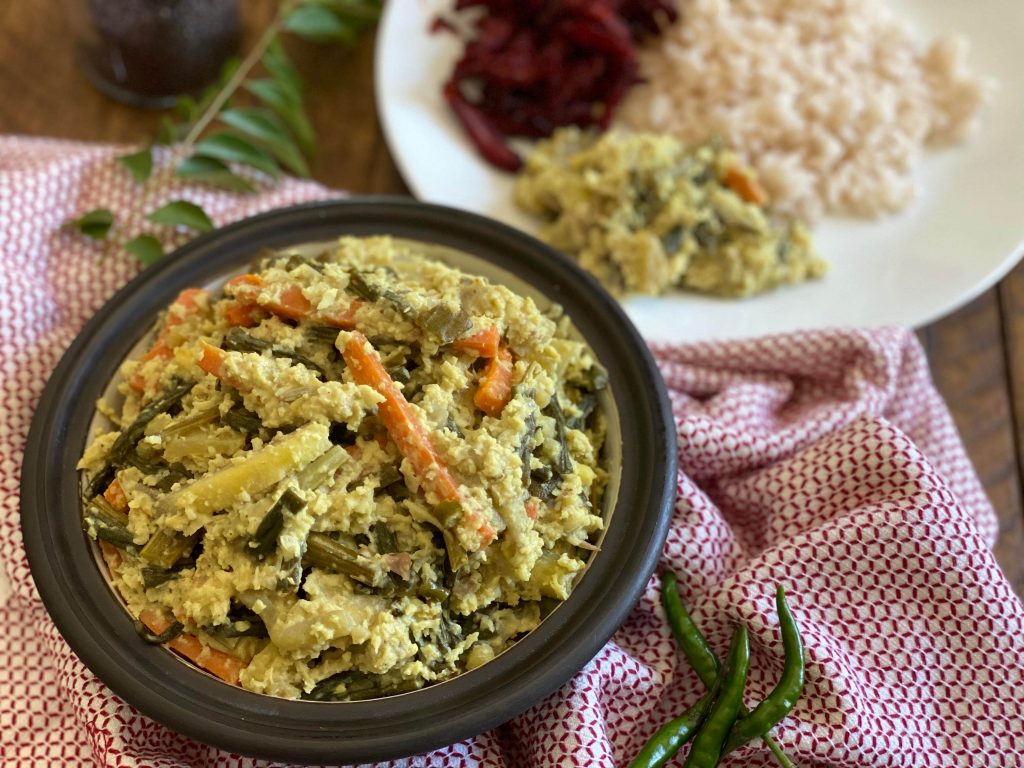 Kerala Style Beans stir fry with coconut (Beans Thoran) Recipe